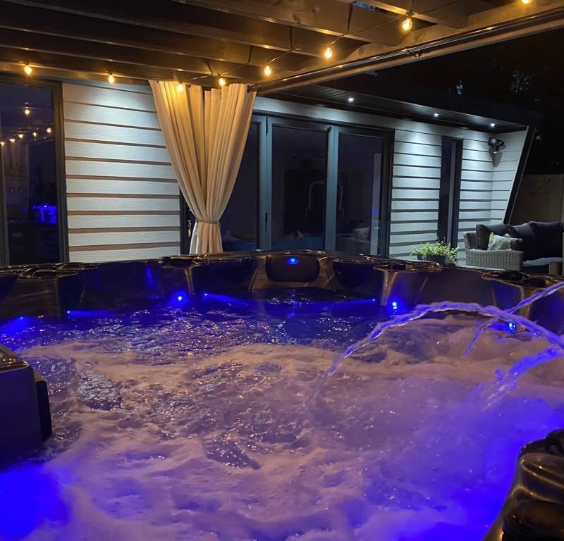 BHL Bespoke Garden Rooms Essex